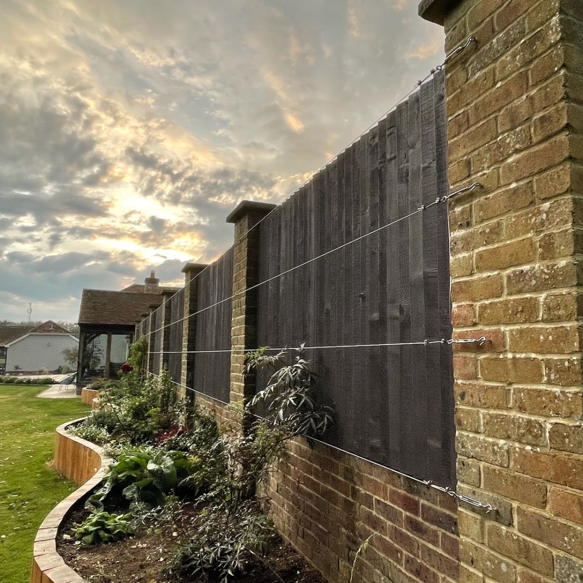 Steel Wire Rope Green Wall Trellis System | Sun Sail Shade fittings ...